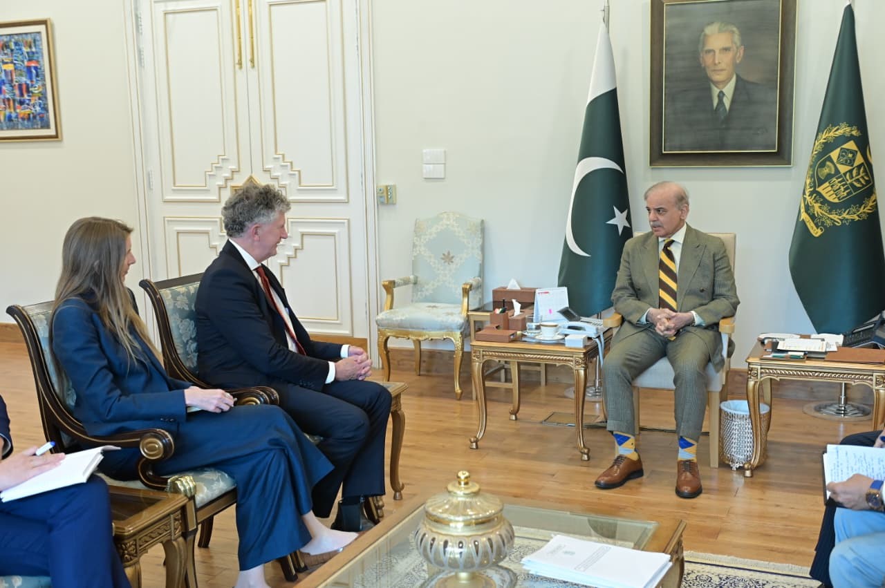 UK NSA Jonathan Powell Praises Pakistan’s Diplomacy Role - Pakistan Today