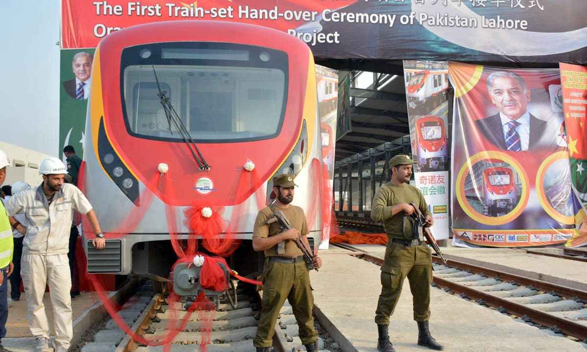 Orange Line Metro-driver rewarded for outstanding CPEC performance ...