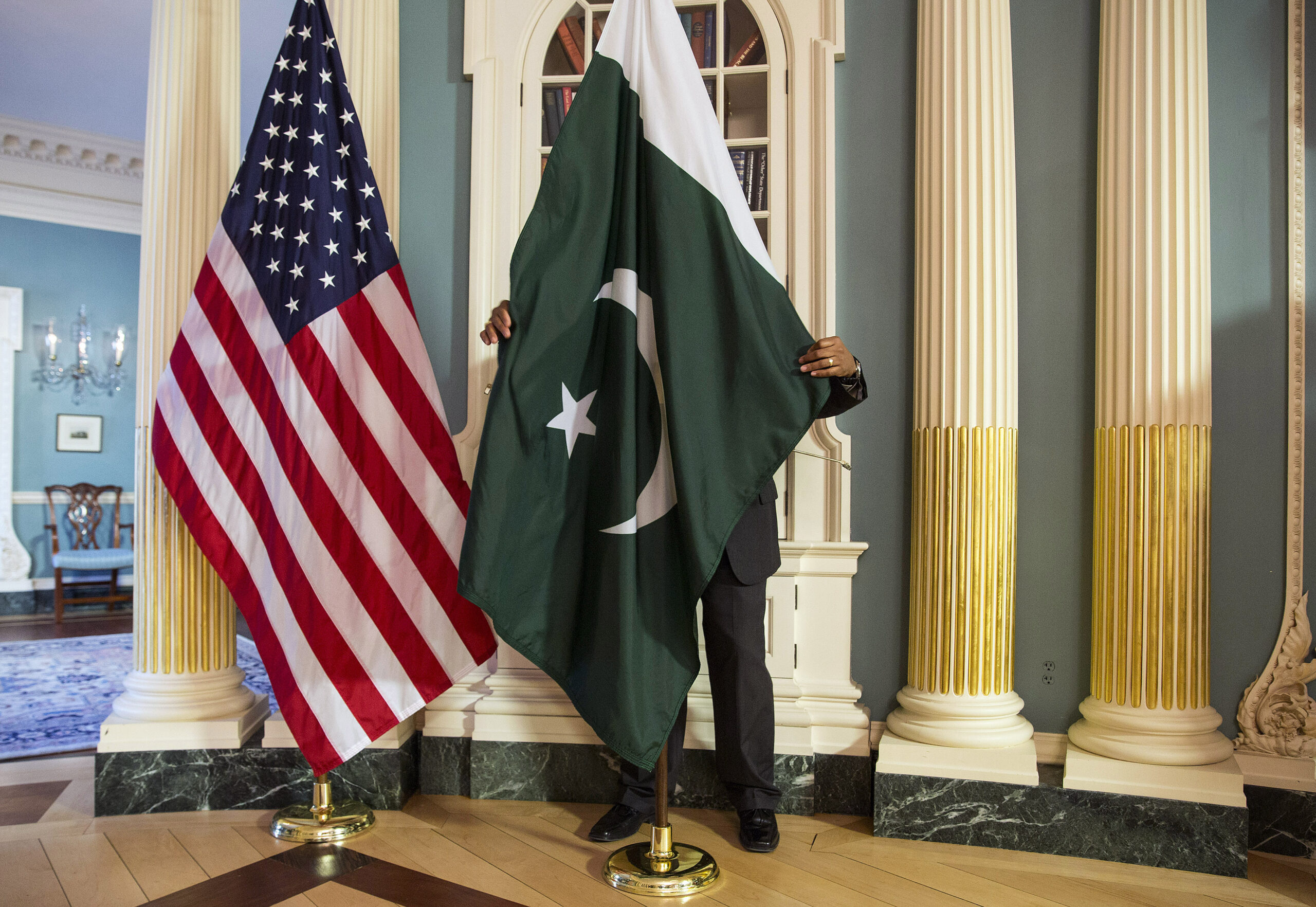 Punjab, California sign sister-state relationship | Pakistan Today