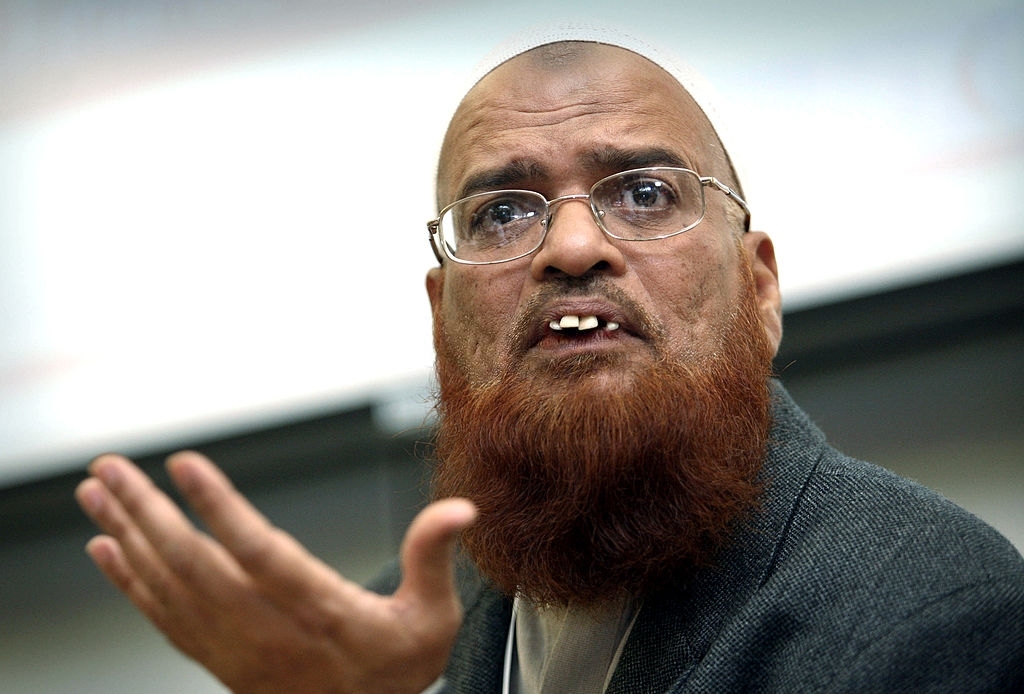 Armed struggle against state is tantamount to ‘rebellion’: Mufti Taqi ...