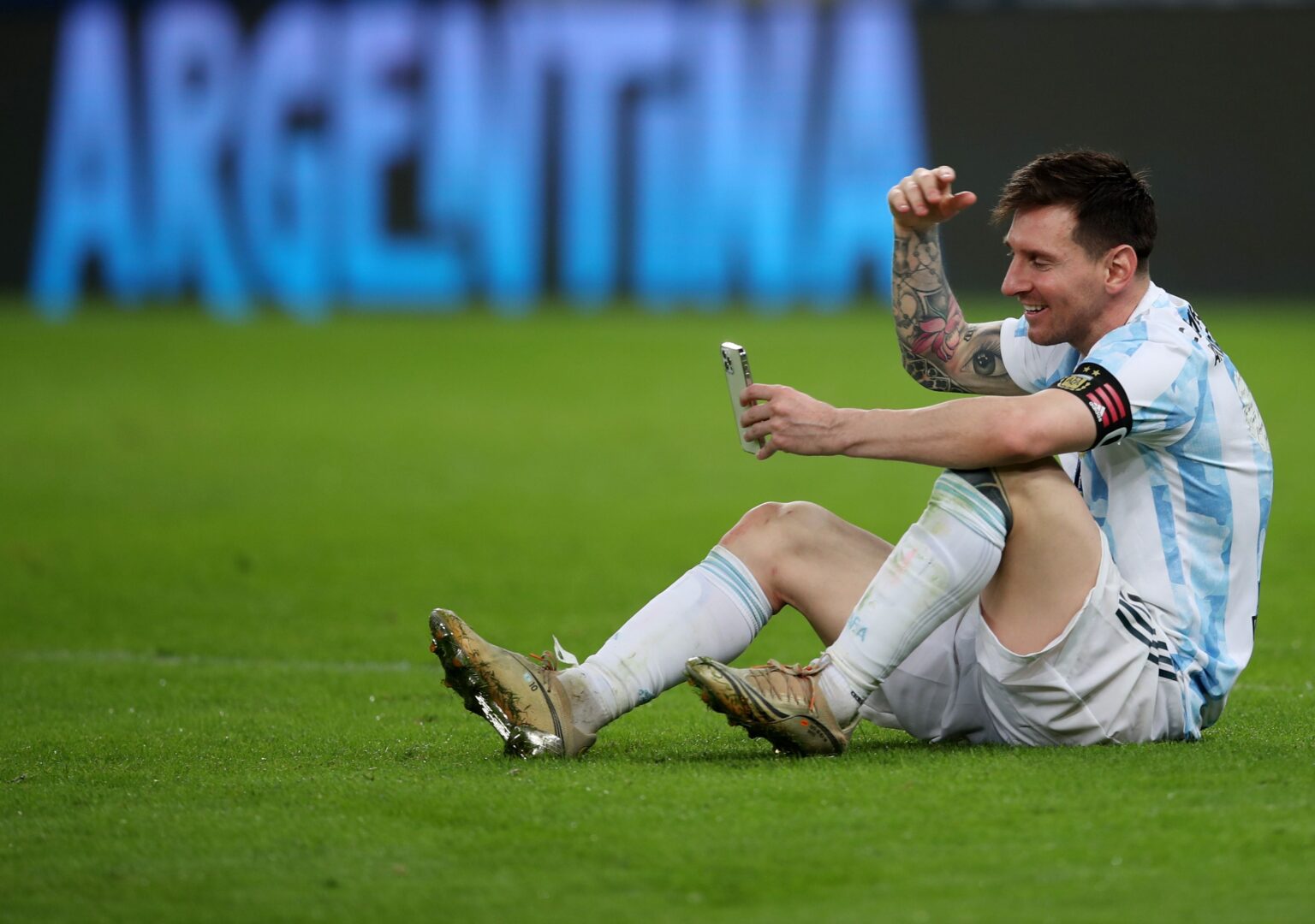 Messi played Copa America final with injury, says coach | Pakistan Today