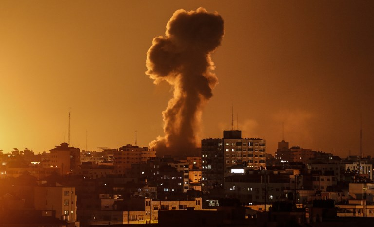 Israel launches air strikes on Gaza Strip | Pakistan Today