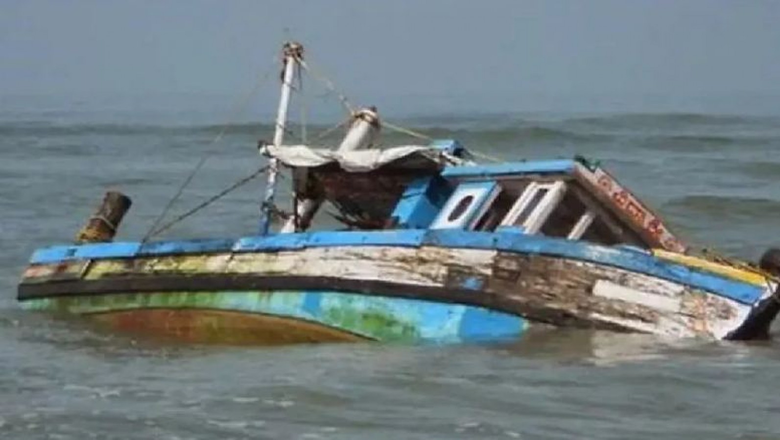 Over 100 dead or missing after vessels capsizes in DR Congo | Pakistan ...