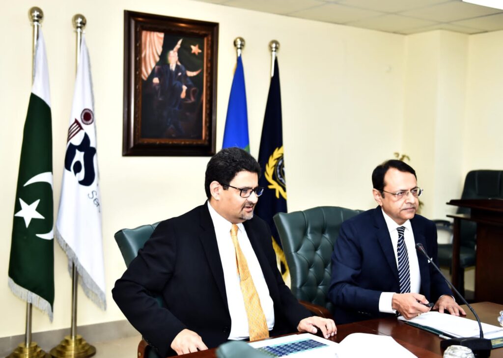 Finance Minister visits FBR headquarters to review performance, ongoing ...