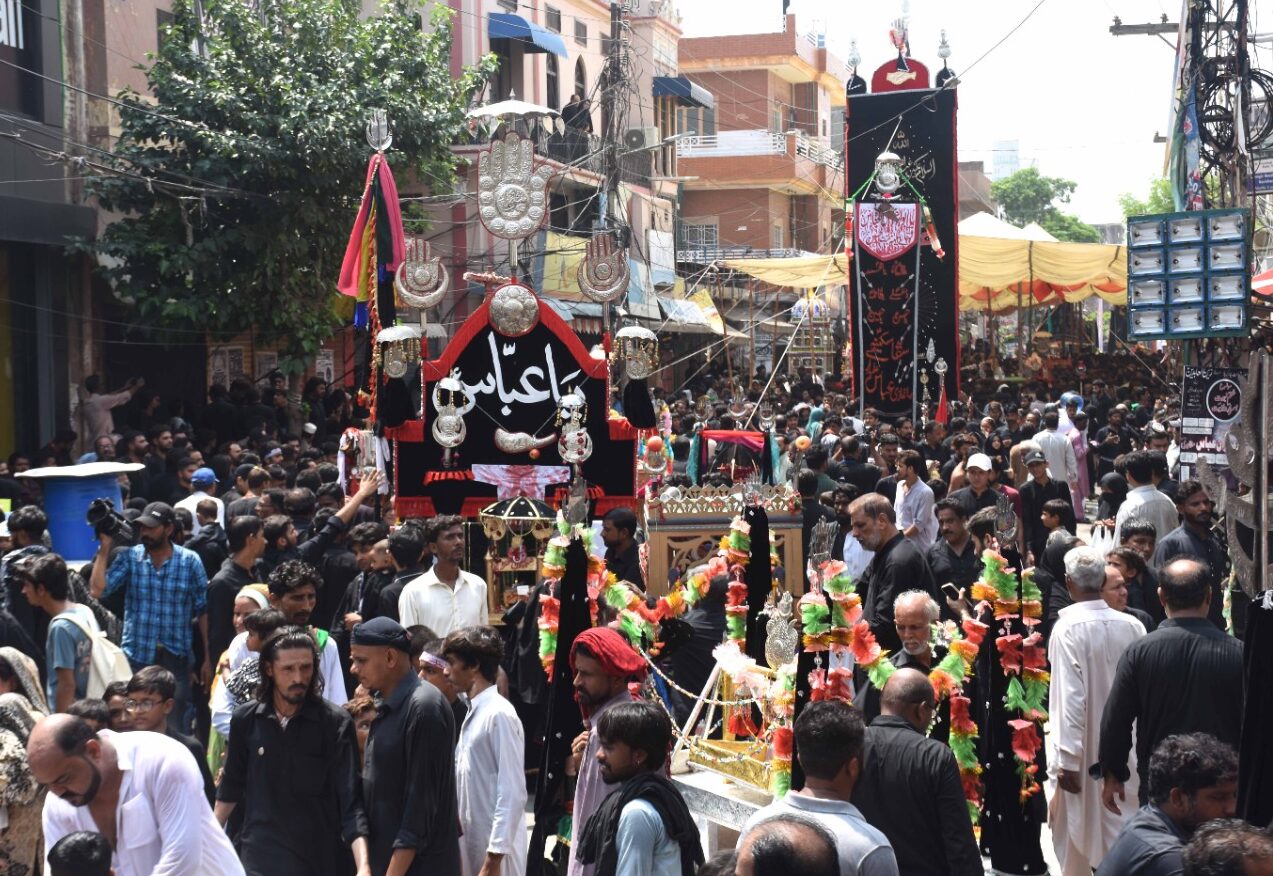 Muharram 9 processions conclude across country | Pakistan Today