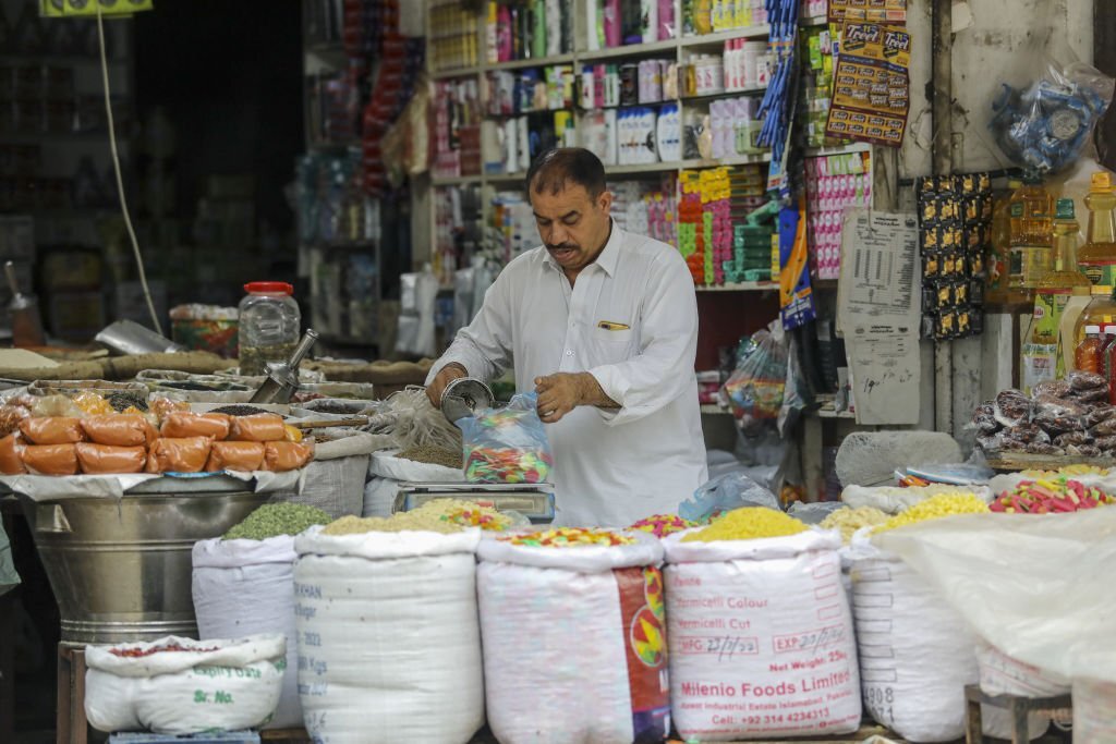 Explainer: How worried should we be about economy? | Pakistan Today