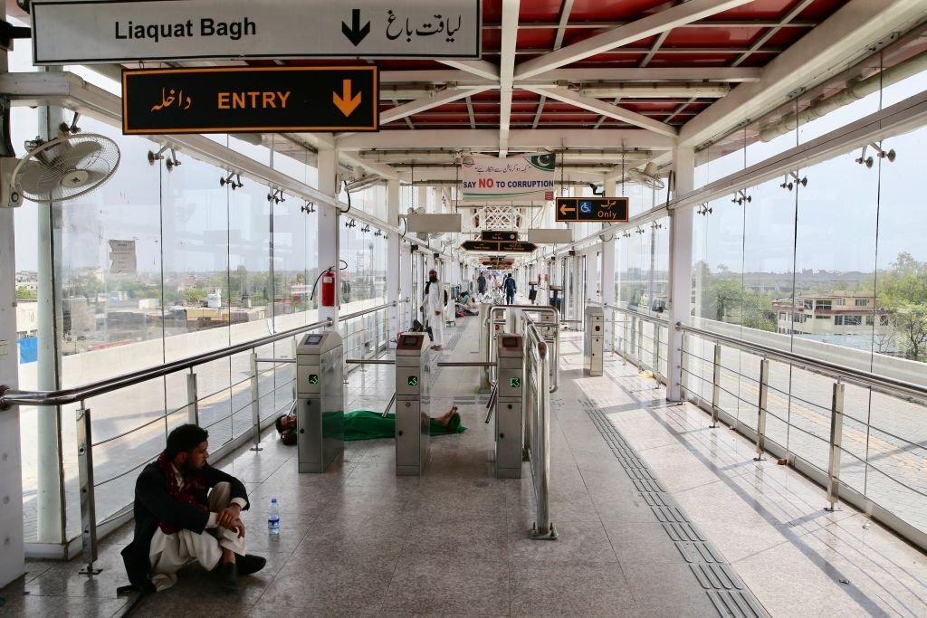 Project launched to connect Islamabad via metro bus feeder routes ...