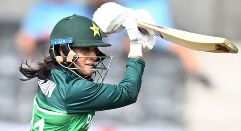 Sidra Ameen shatters record score against Ireland | Pakistan Today