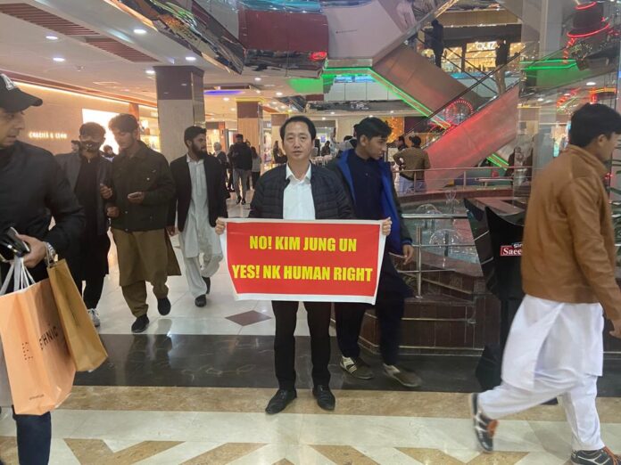 North Korean defector stages one-man demo against Kim Jong-un’s ...