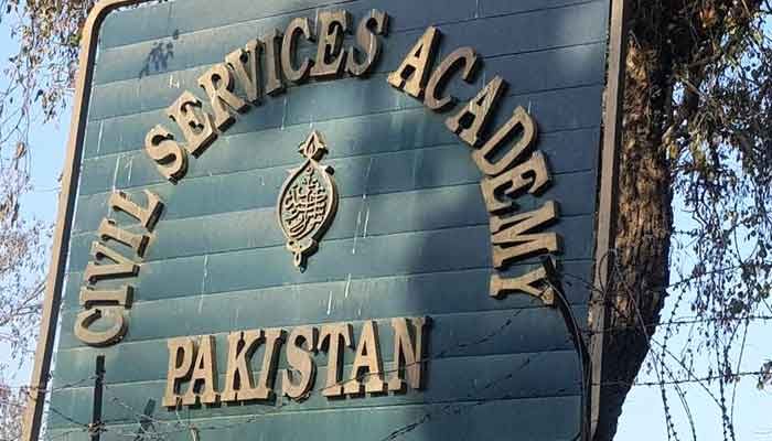 Five civil servants awarded for their integrity and hard work ...