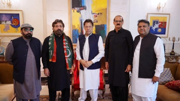 Sheikh Waqas Akram joins PTI | Pakistan Today