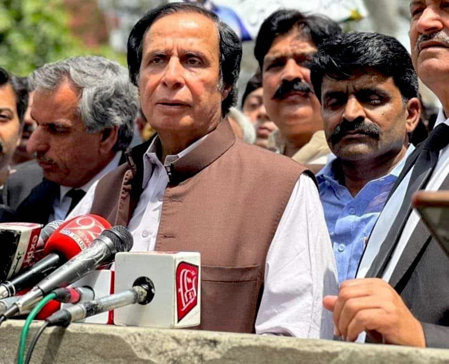 LHC orders immediate presentation of Elahi by prison authorities ...