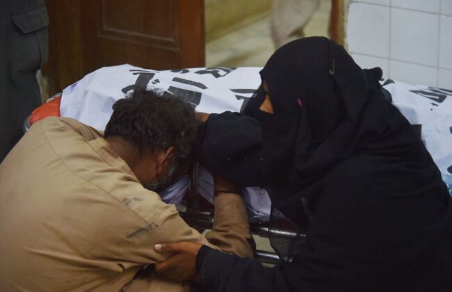 Fatal stampede at Karachi factory results in police case against owner ...