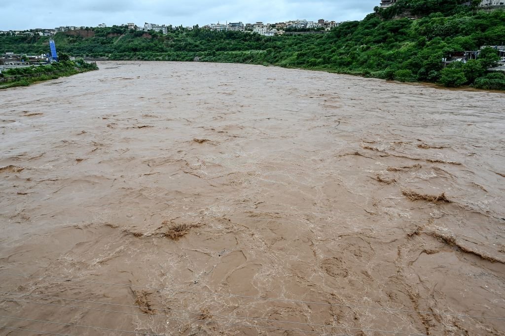 Rescue 1122 and WASA prepared for potential floods in Lai drain ...