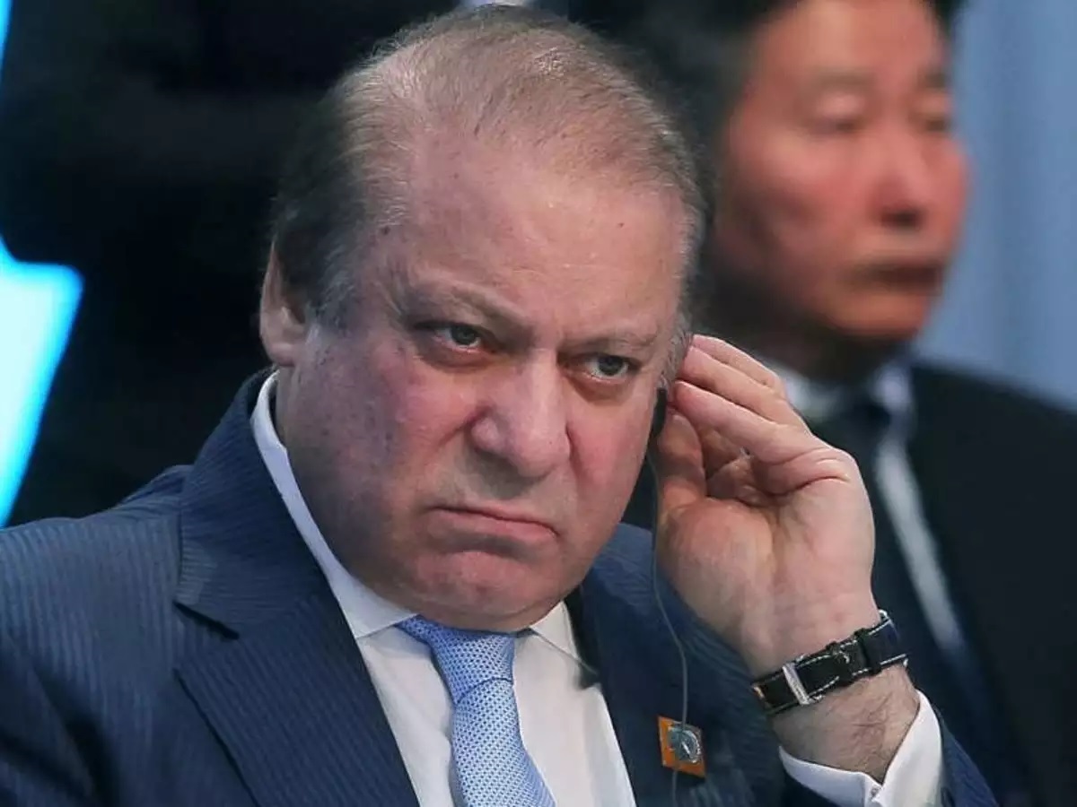 Nawaz Sharif ‘abandons’ plan to immediate return to Pakistan | Pakistan ...