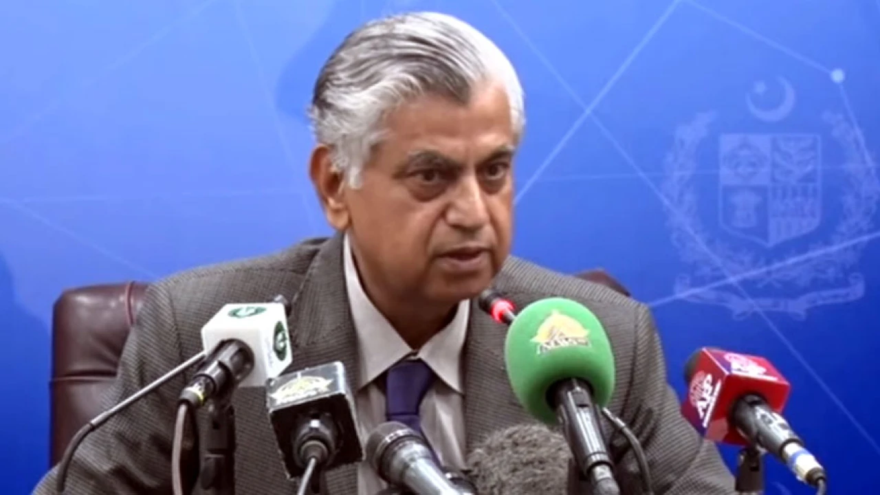 Rumours regarding ban on Rs5000 currency note unfounded: Solangi | Pakistan Today