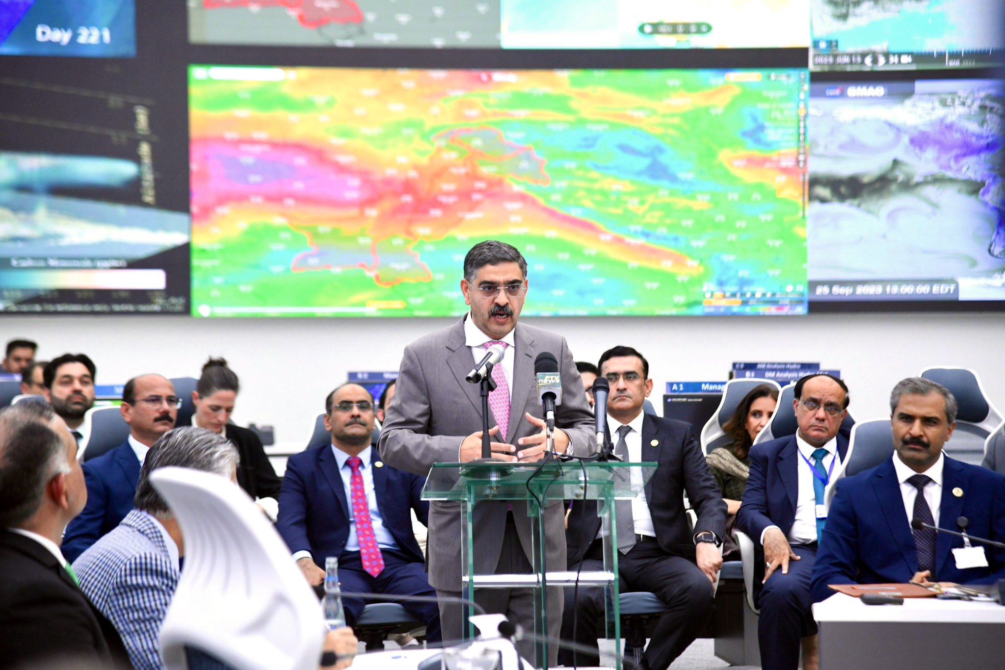 PM emphasizes importance of disaster resilient infrastructure, policy ...