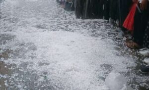 Hailstorms damage vehicles, trigger flash floods in Islamabad and KP ...