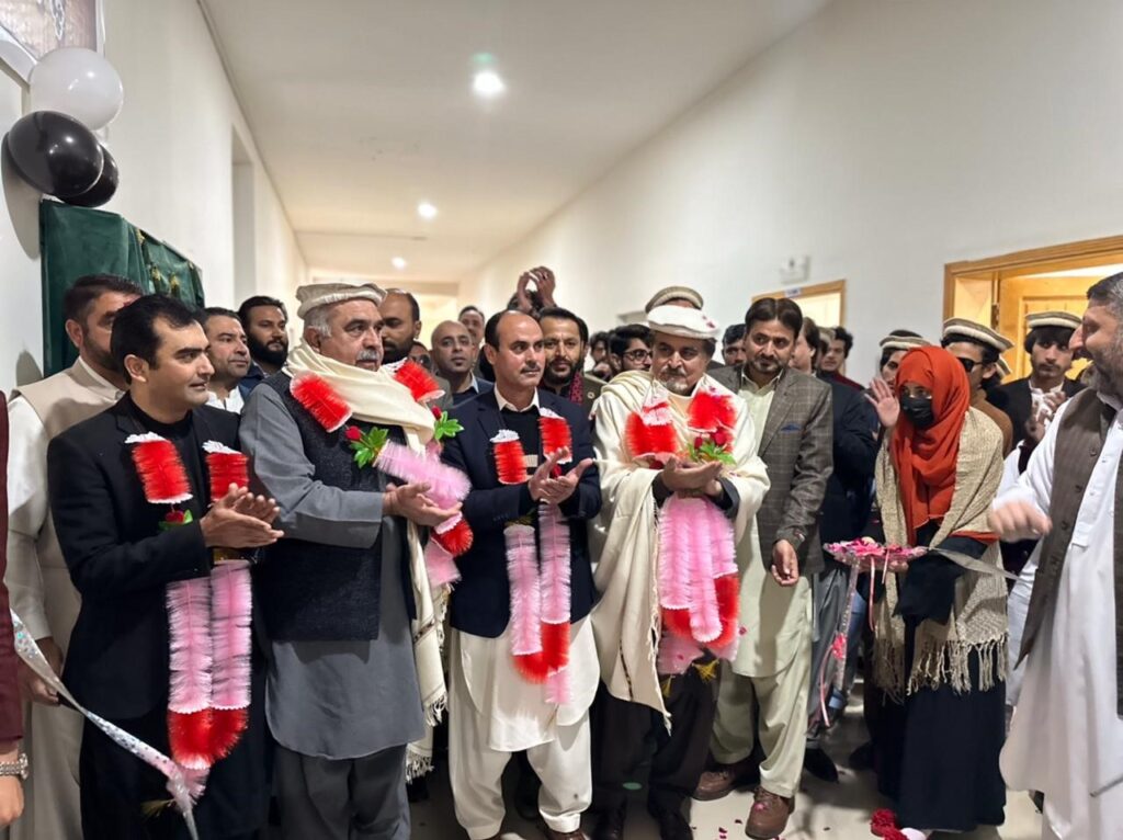 Jamal Shah underscores promotion of mother tongue for national development | Pakistan Today