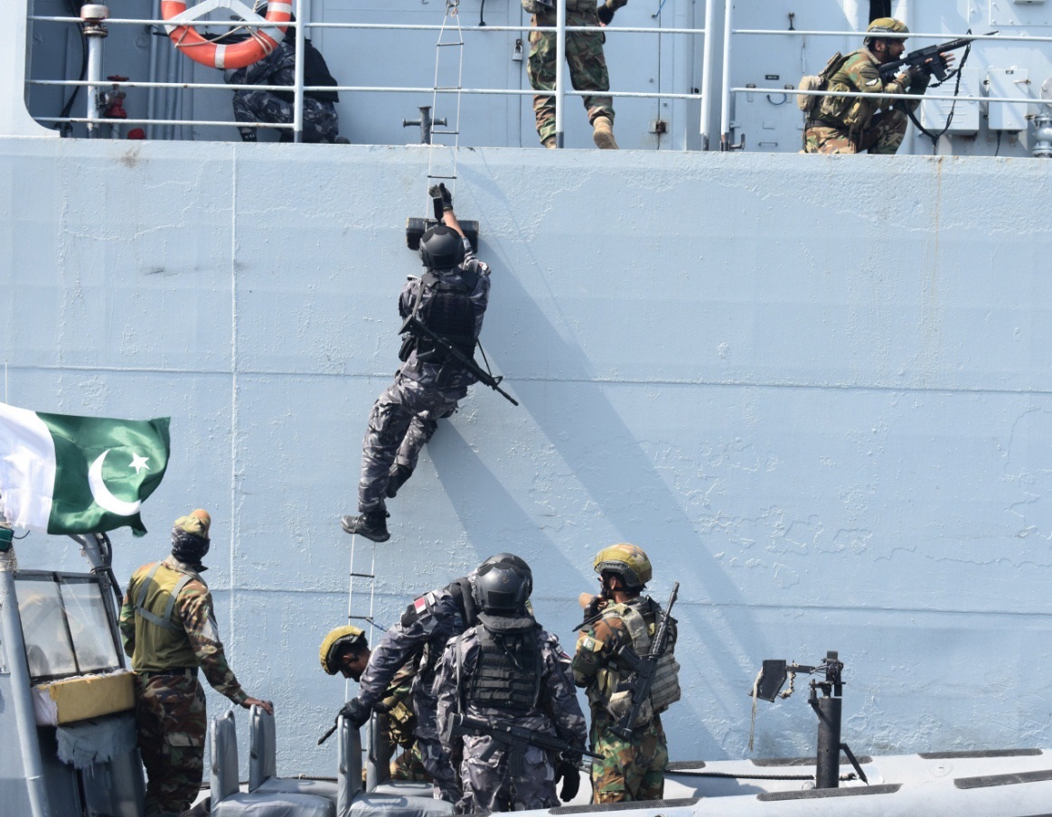 Pak-Qatar Navies bilateral exercise MUHARIB-AL-BAHR concludes ...