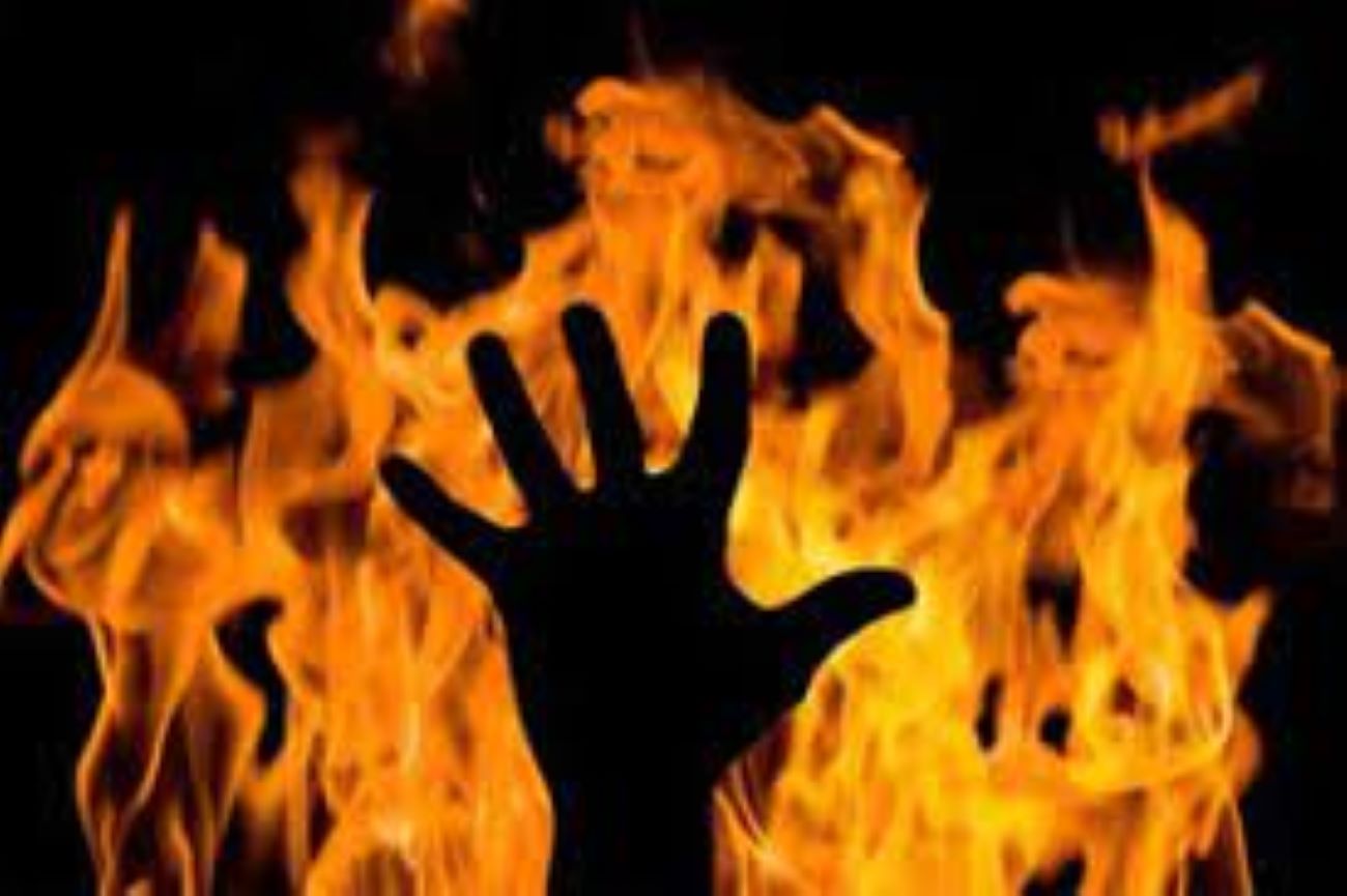 Four little siblings burnt alive as their house caught fire in Lahore ...