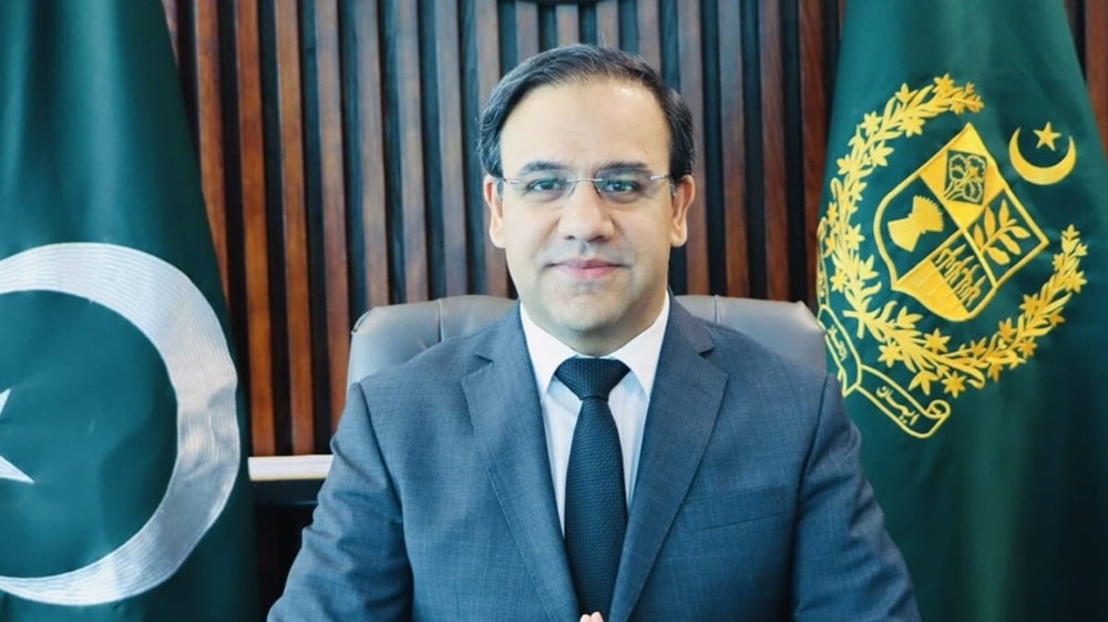 Pakistan plans laying 200,000 km optical fiber to enhance connectivity ...