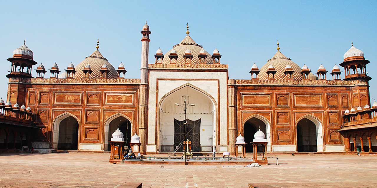 Obliterating Muslim history: Agra’s Jamia Masjid metro station renamed ...