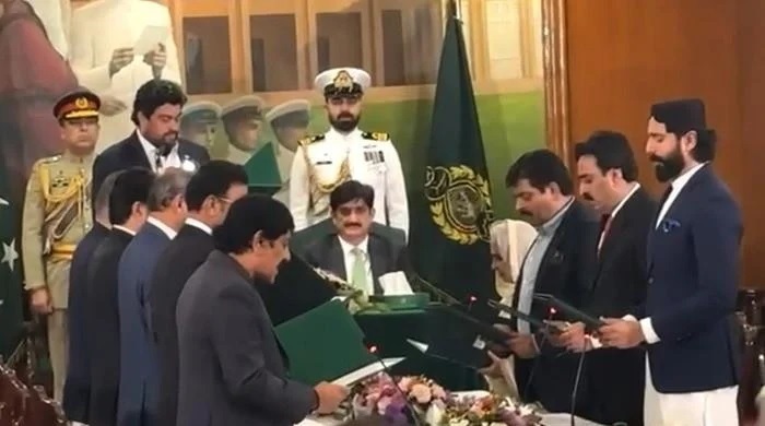 Ten-member Sindh cabinet sworn in, portfolios announced | Pakistan Today