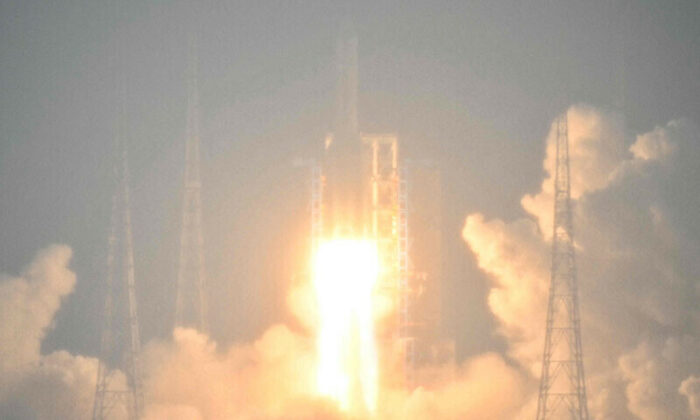 In a historic first, Pakistan’s first lunar orbiter takes off aboard ...