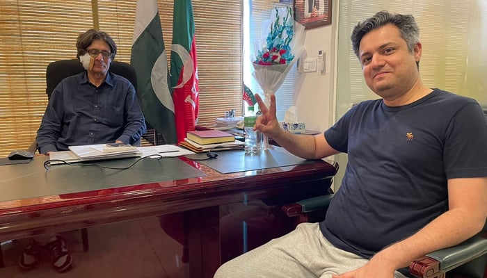 PTI’s Hammad Azhar escapes police raid after resurfacing in public ...
