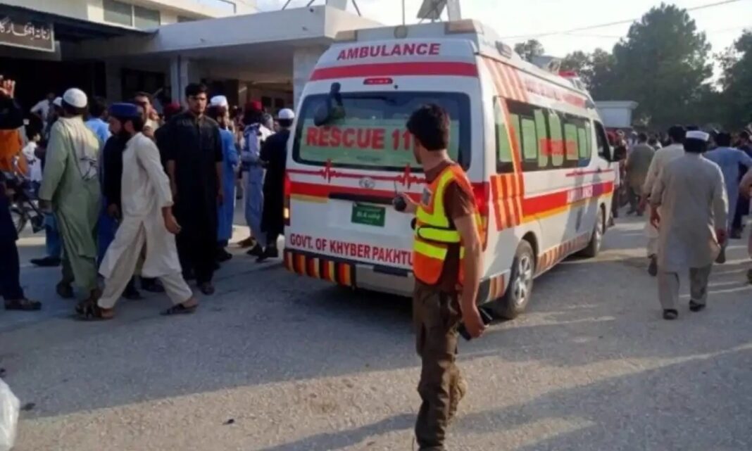 11 dead, 1,758 injured in 1,490 road accidents in Punjab | Pakistan Today