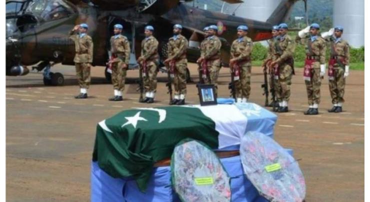 Pak Armed Forces pay tribute to martyrs on UN Peacekeeping Day ...