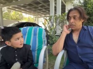 Shoaib Akhtar, child vlogger Shiraz share heartwarming cricket meet-up ...