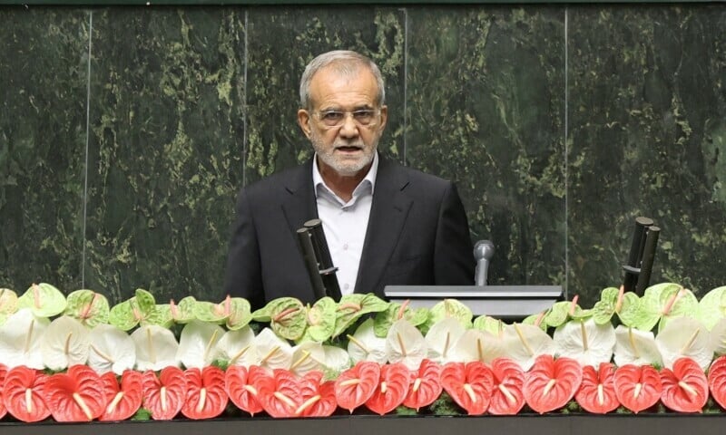 Masoud Pezeshkian sworn in as Iran’s ninth president | Pakistan Today