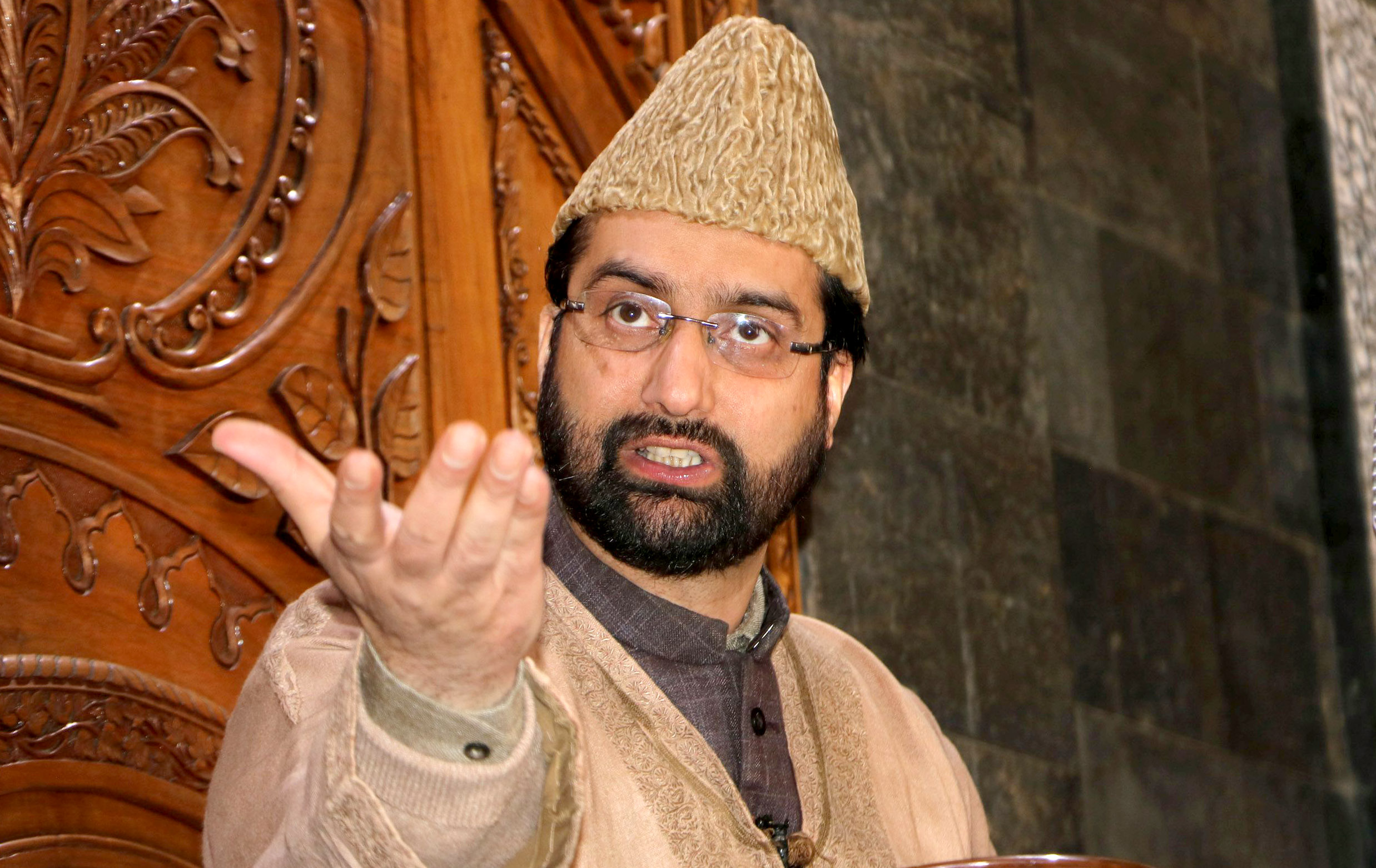 Mirwaiz stresses resolution of Kashmir dispute as key to achieving ...