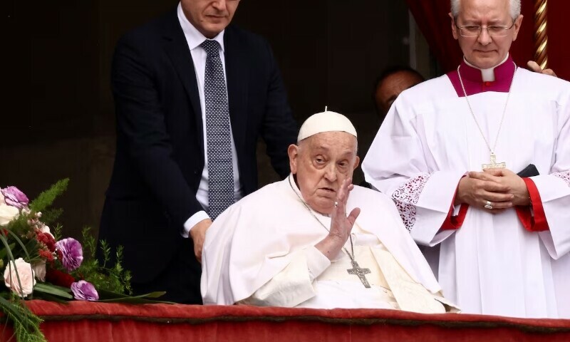Pope Francis makes brief Easter appearance, calls for Gaza ceasefire ...