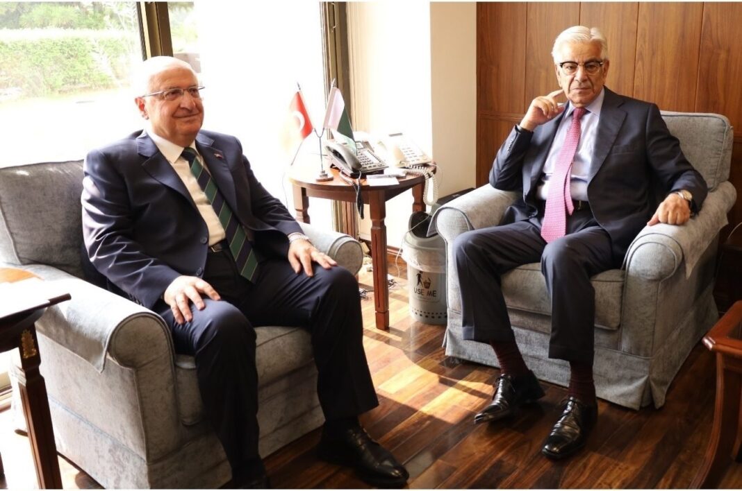 Pakistan, Türkiye defense czars reaffirm defence partnership as ‘two ...
