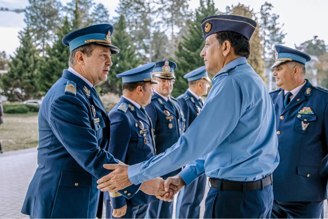 Air Chief’s visit marks new phase in Pakistan–Romania military ...