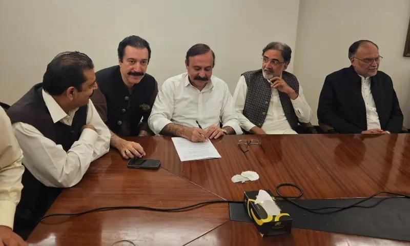 PM lauds amicable end as govt, JAAC ink agreement to restore peace ...