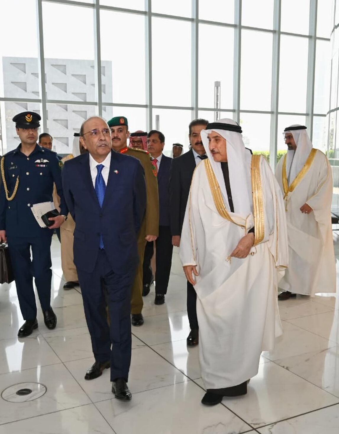 Zardari pitches Pakistan as regional economic bridge, seeks deeper ...